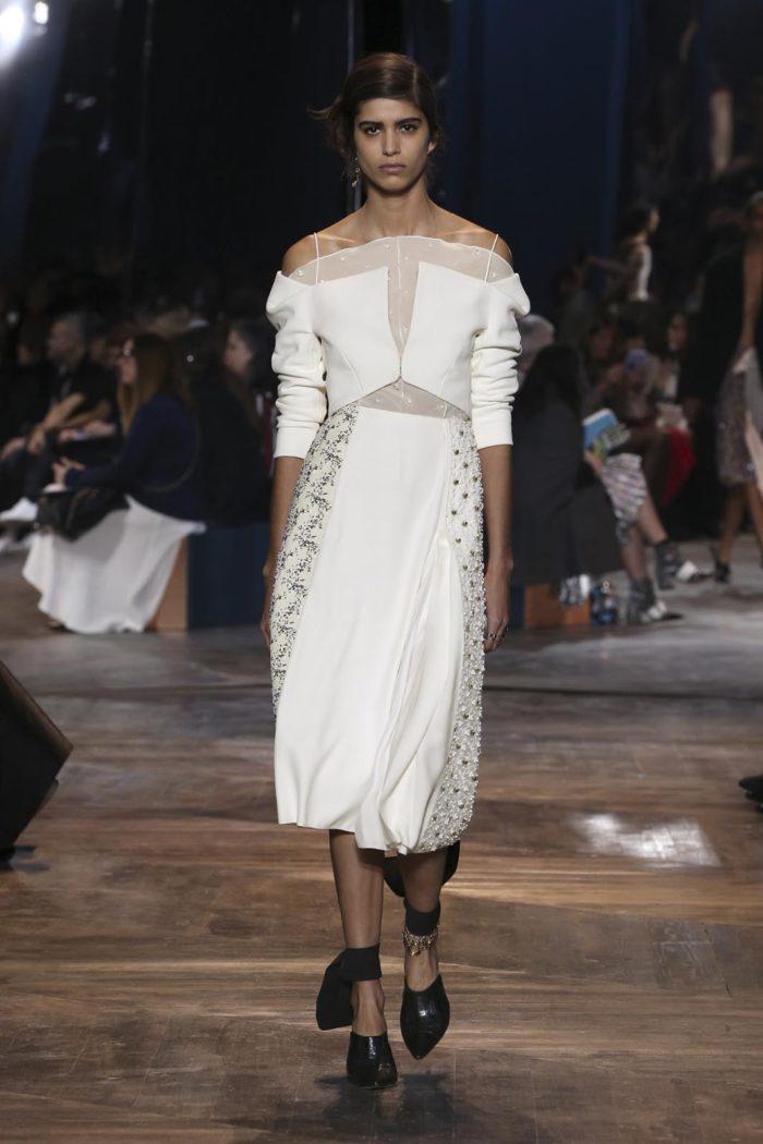 Christian Dior - Fashion Week Paris Haute Couture Printemps-Eté 2016 ...