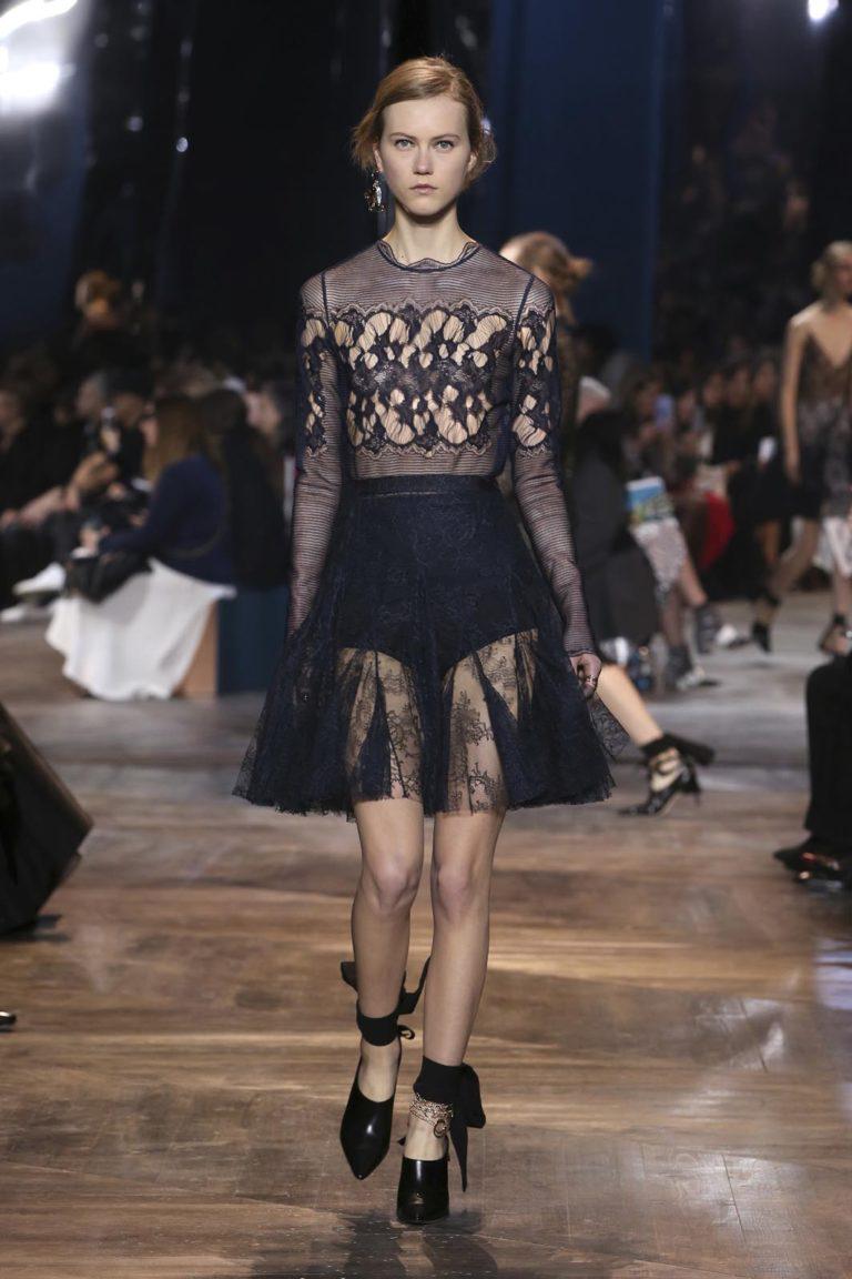 Christian Dior - Fashion Week Paris Haute Couture Printemps-Eté 2016 ...